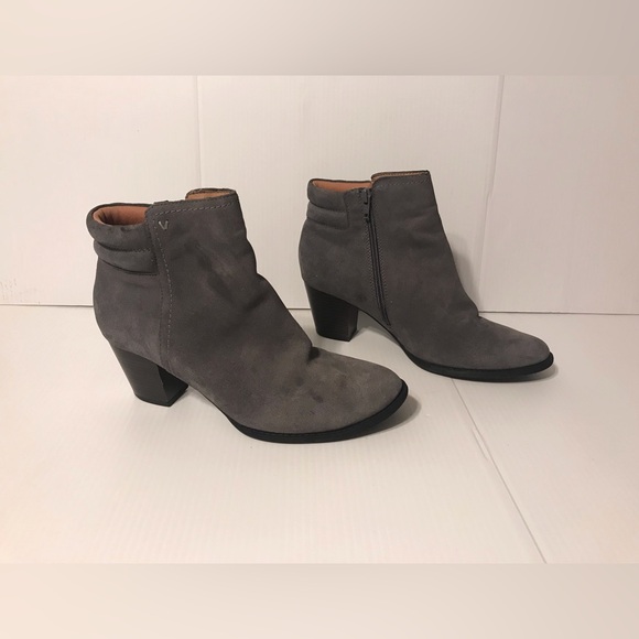 Vionic | Shoes | Vionic Jessie Grey Suede Zip Up Block Heel Ankle Boots ...